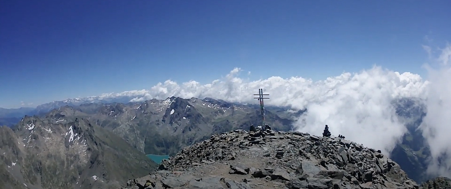 Ascensione al Pizzo Coca, re delle Orobie | Rifugi di Lombardia